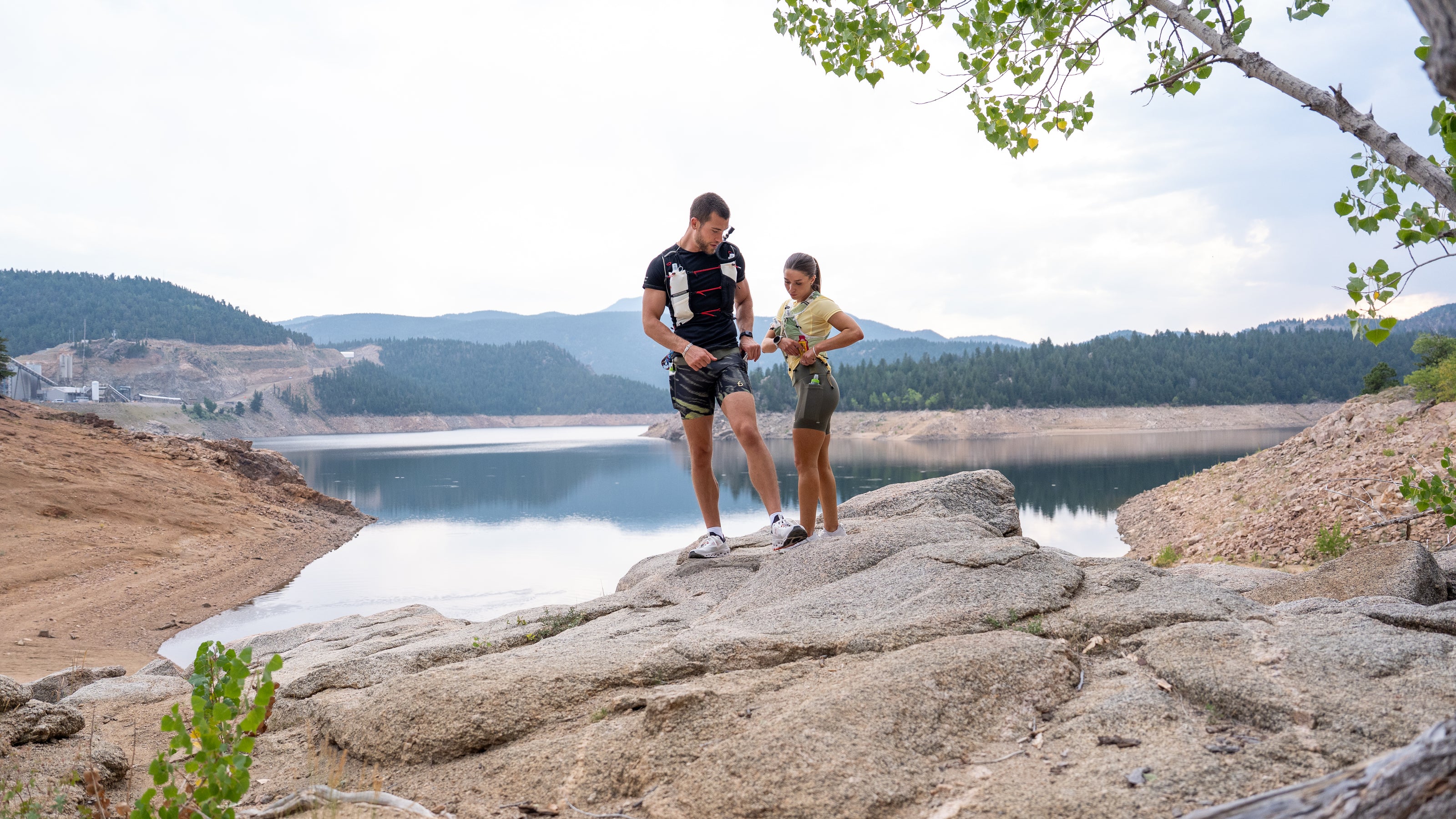 Shop Tubular Running Belts for Sale | FlipBelt.com