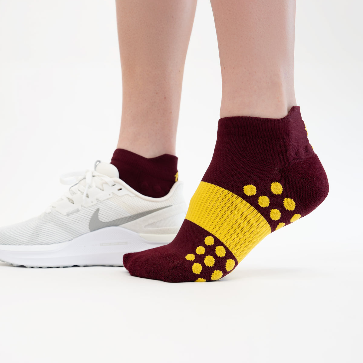 Performance Low-Cut Running Socks | FlipBelt.com