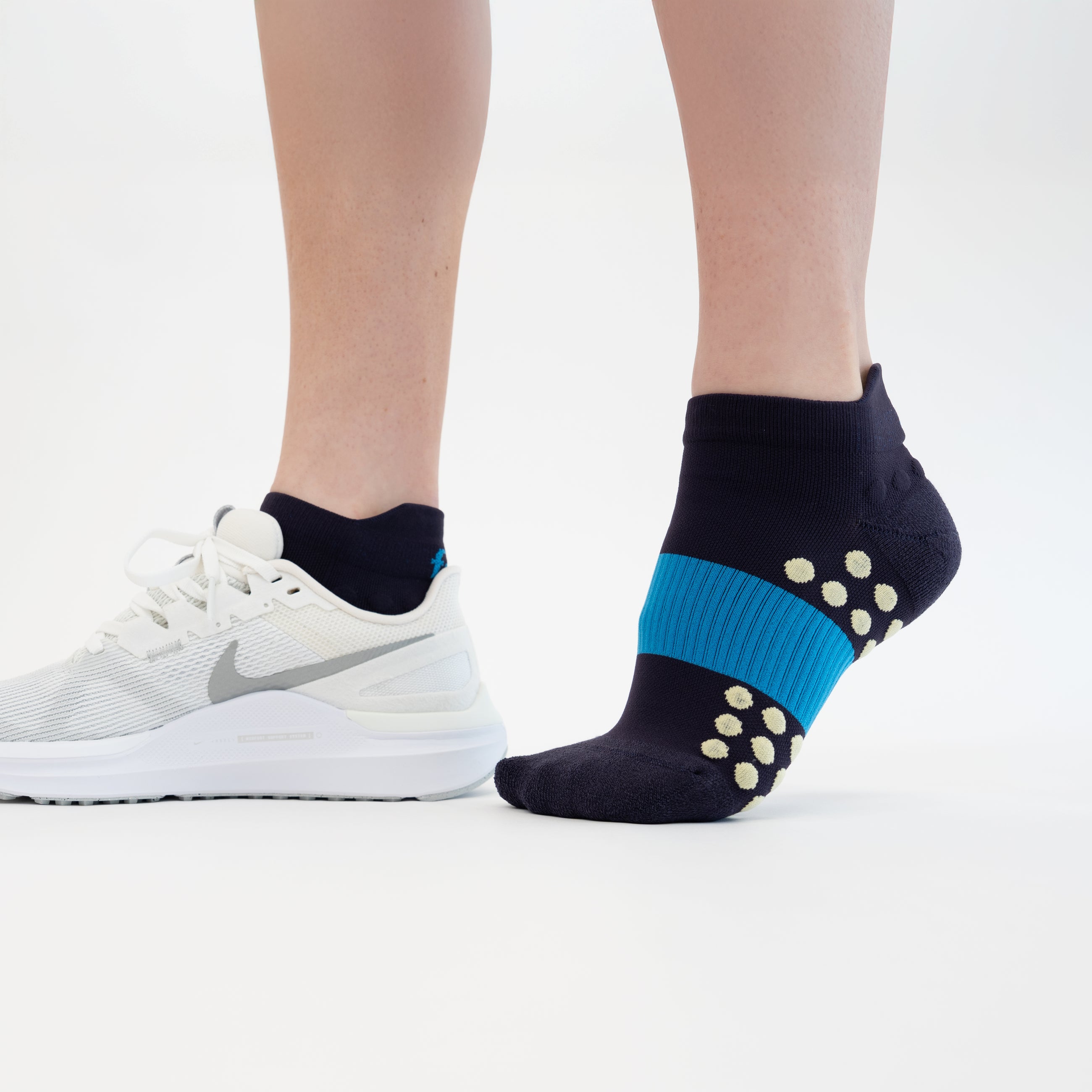 Performance Low-Cut Running Socks | FlipBelt.com